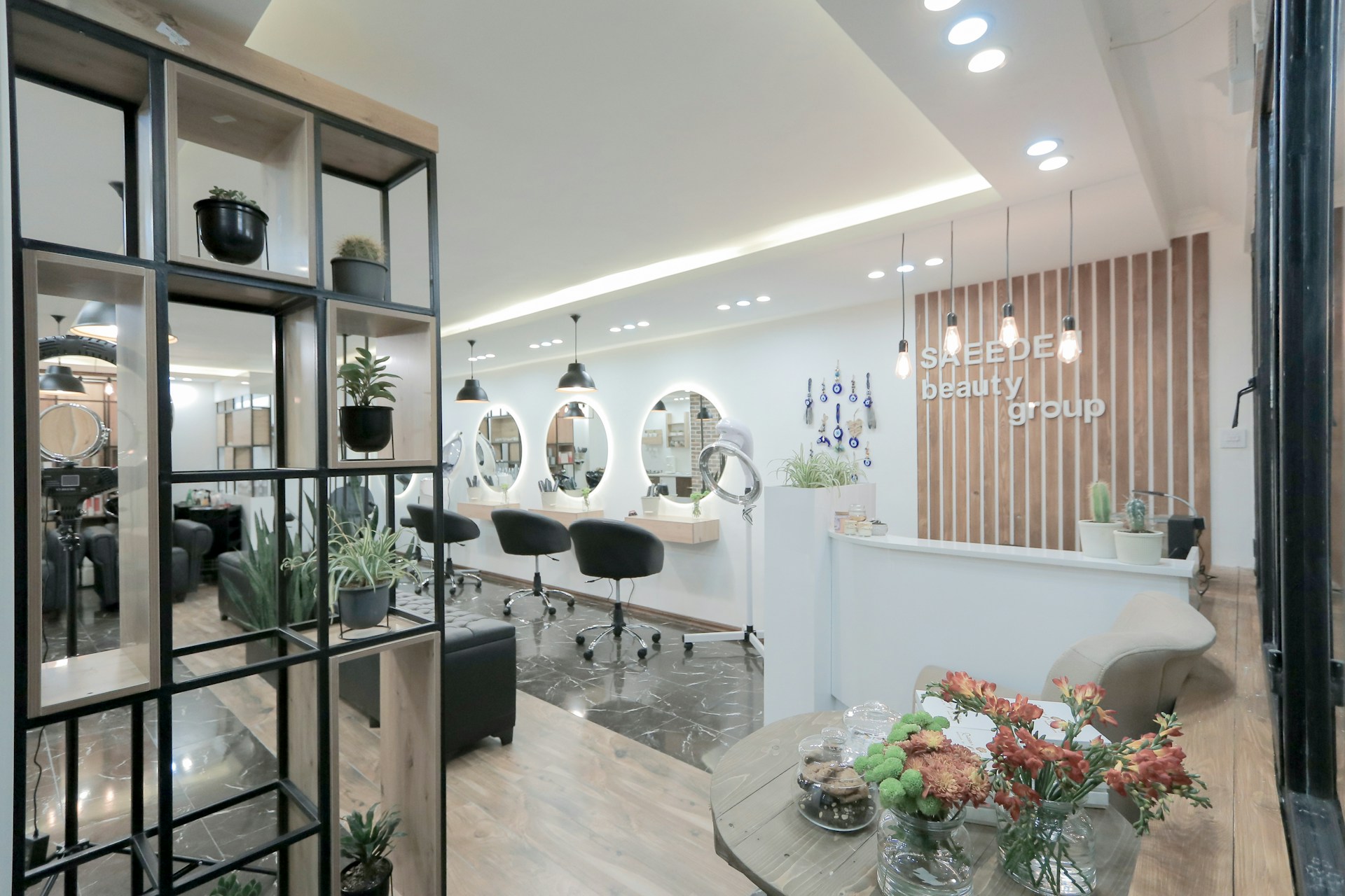Book My Look — Find & Book Beauty Salons Near You